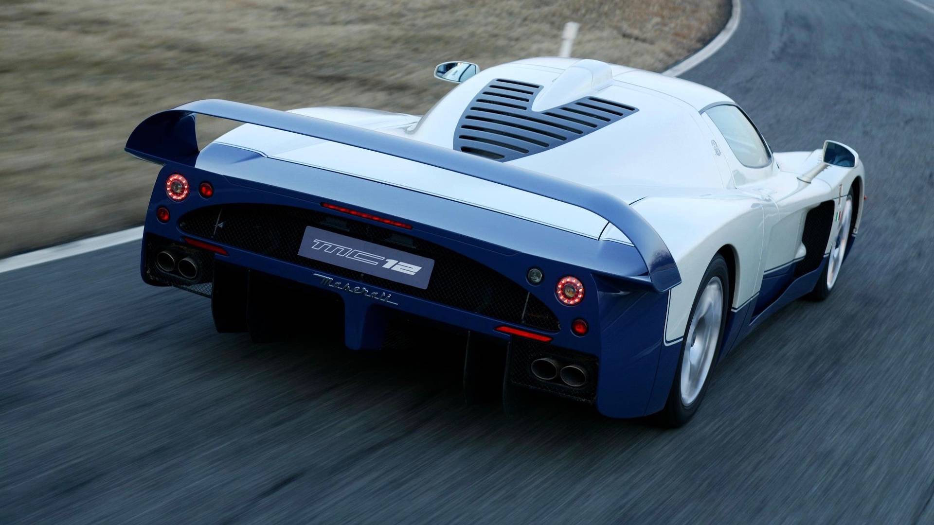 Maserati MC12 Stradale, trkaći automobil prije MC20 - Detaljno